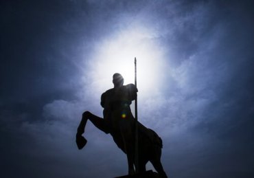 The Myth of Chiron, the Healer - Exploring your mind