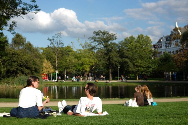 5 Consequences of a Toxic Upbringing - Exploring your mind